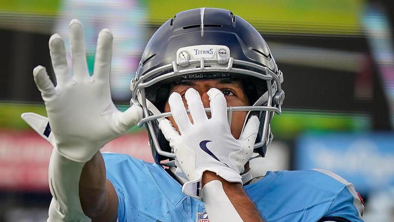 Titans WR Elic Ayomanor: Second-year receiver comes in at No. 24