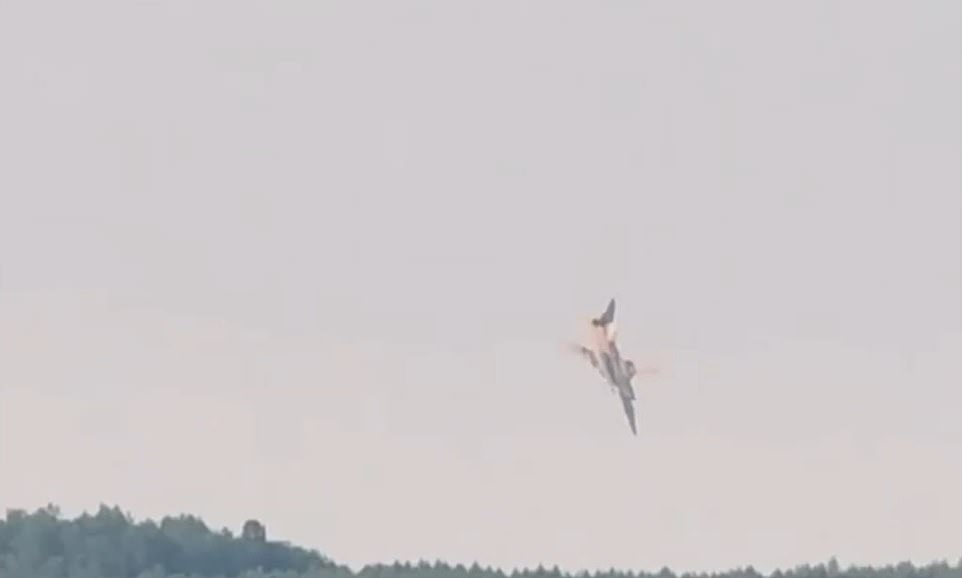 Russian supersonic bomber crashes in Siberia