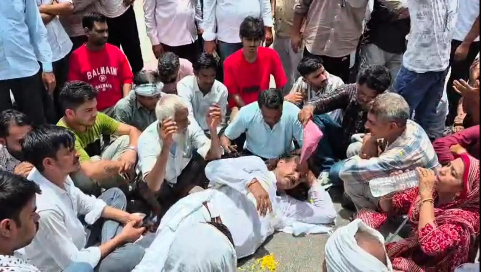 Villagers march 15 km in Jhunjhunu to oppose renaming of Islampur as ...