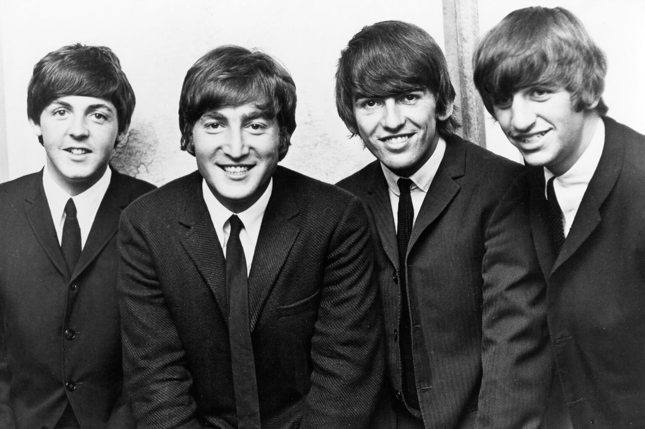 Mick Jagger puts decades-old Rolling Stones-Beatles rivalry rumors to ...