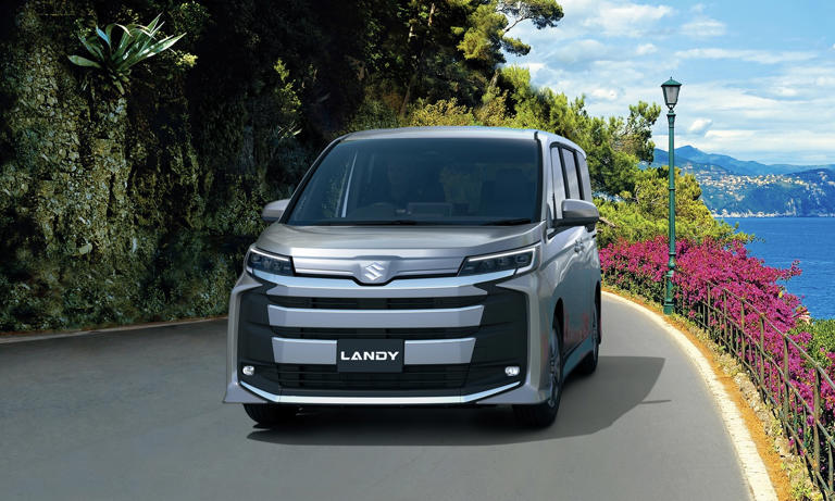 Suzuki Landy: el monovolumen híbrido de Toyota que Suzuki lanza en Japón