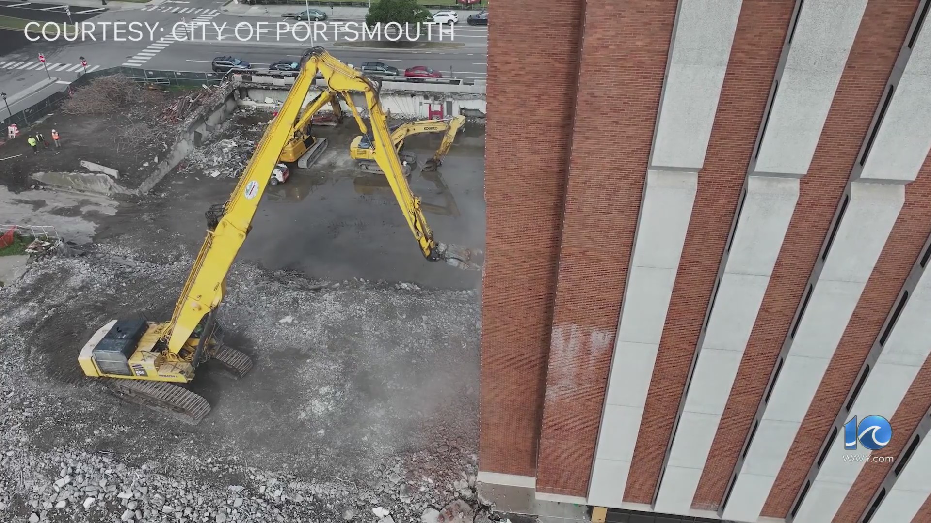 Demolition begins on jail tower at former Portsmouth Municipal Center