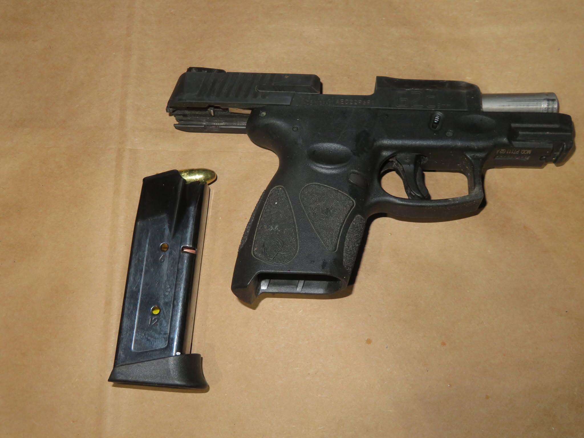 West Springfield man arrested after allegedly stealing phones at gunpoint