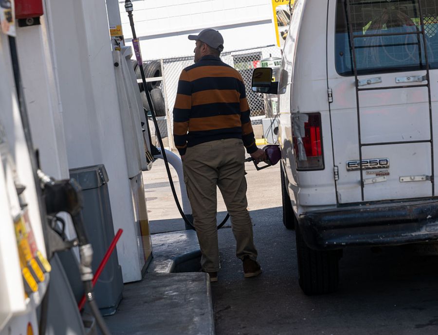 Gas prices fall below $4 in West Virginia