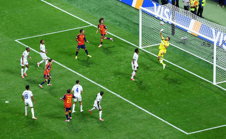 Soccer - Cape Verde frustrate Spain on stunning World Cup debut as ...