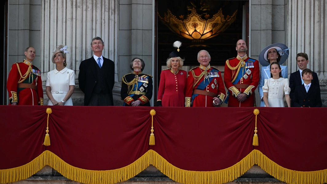 Prince William averts balcony misstep as King shows affection