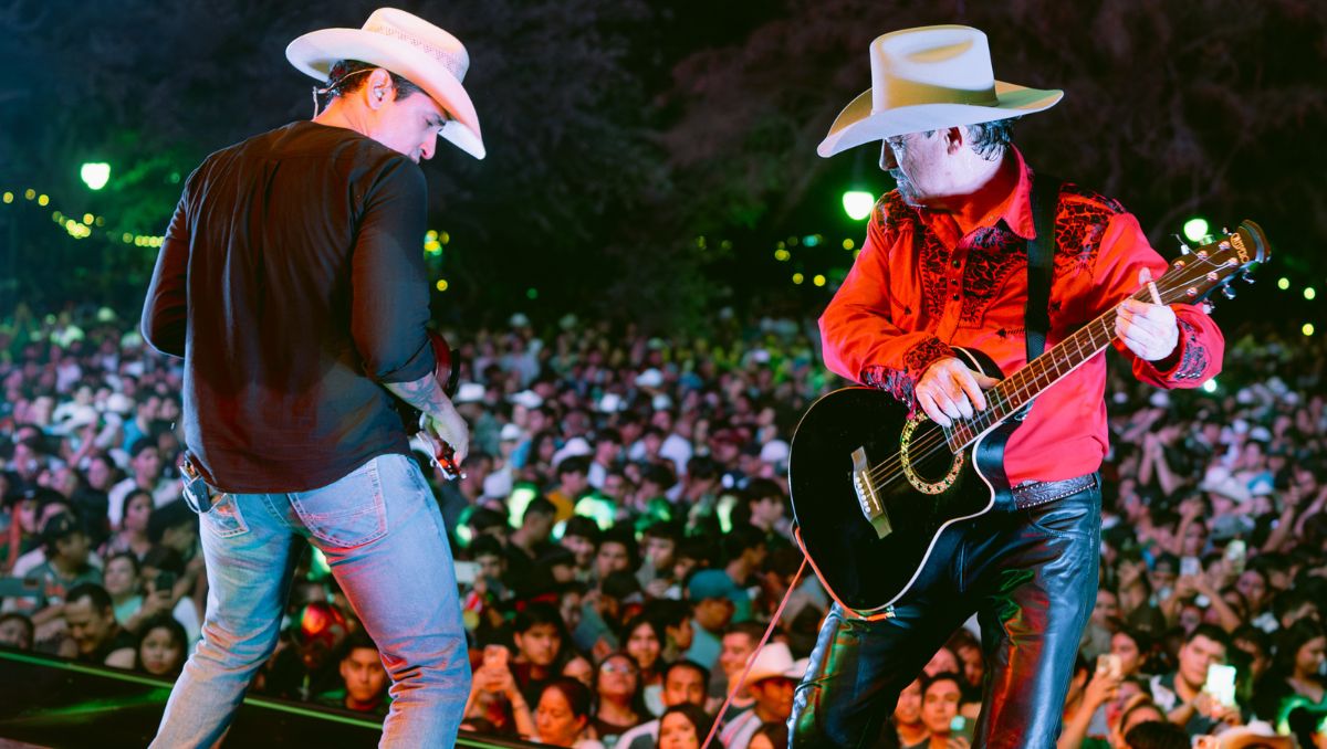 Caballo Dorado pone a bailar al Fan Fest Monterrey con “Payaso de rodeo”