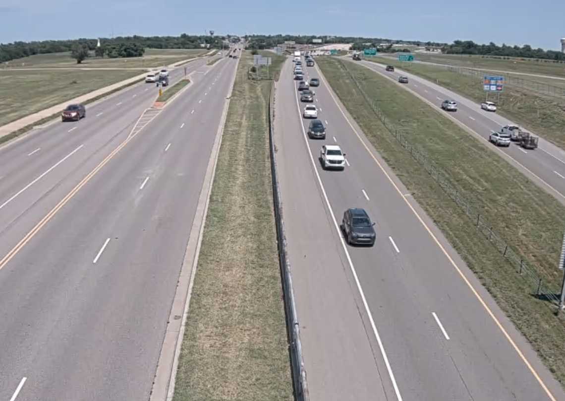 Westbound I-40 back open after emergency repairs near Midwest City