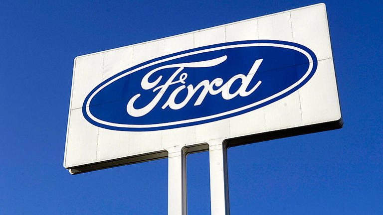 Ford recalls 250K Focus models due to engine stalling problem