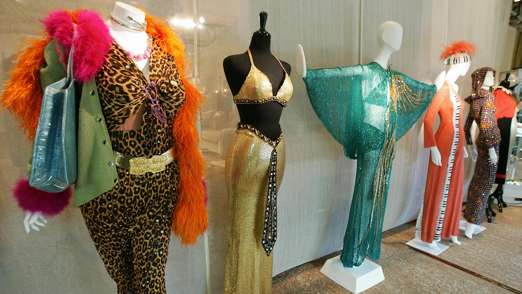 Cher’s boldest 1970s fashion moments