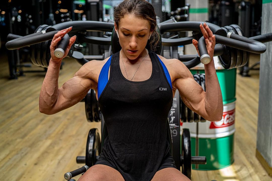 10 top-placing female figure athletes after the last Olympia