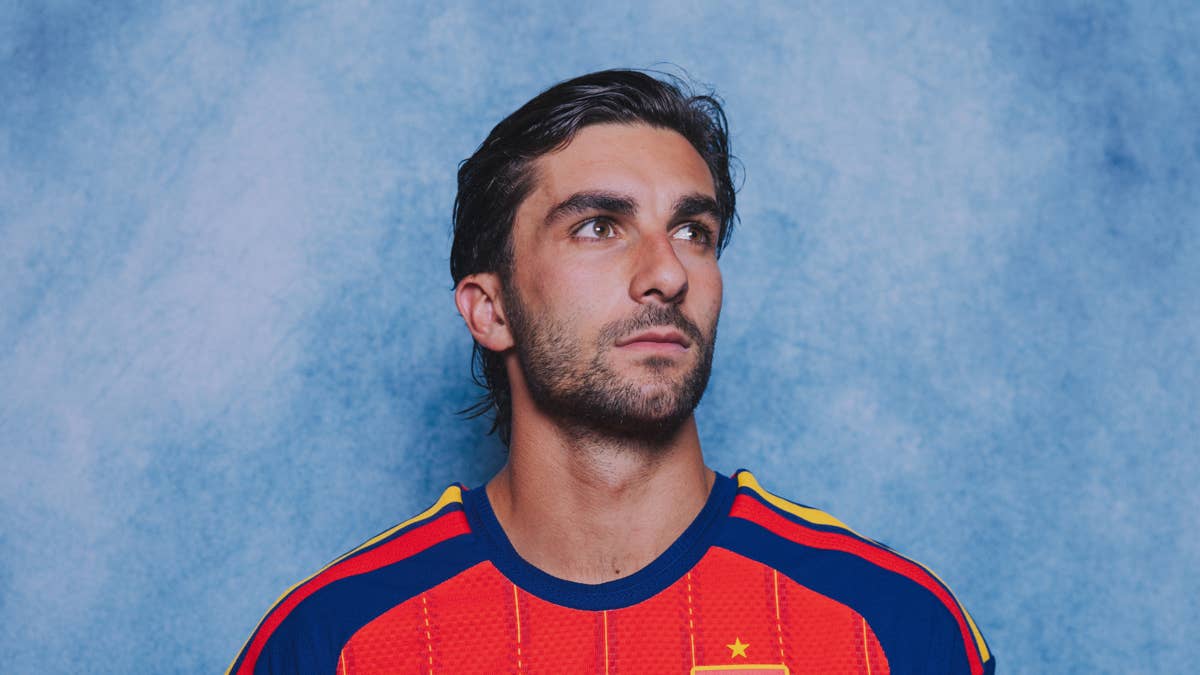 Learn everything about Ferran Torres's girlfriends & dating life - did ...