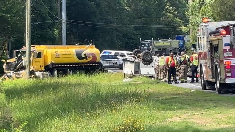 1 killed, 1 hurt in Bass Road crash in north Macon, coroner says