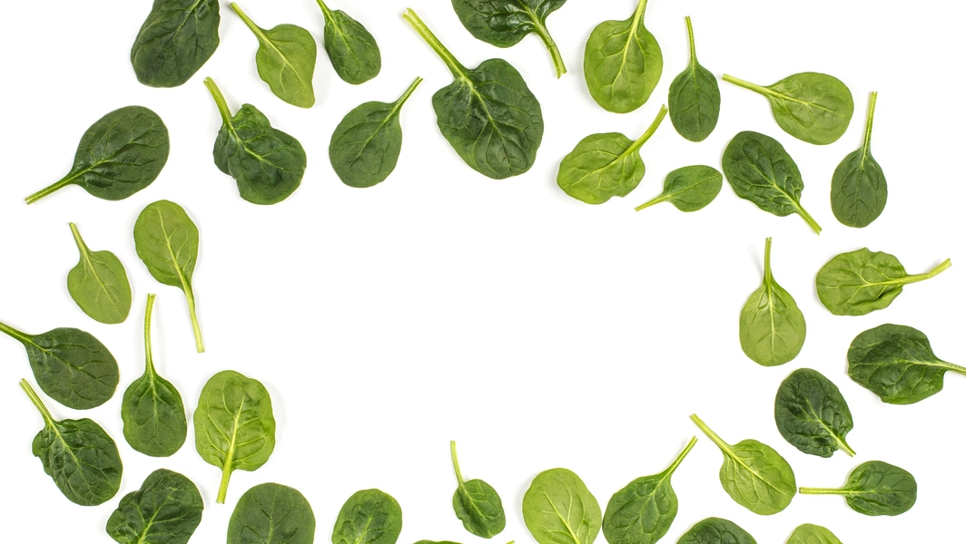 Experts say steaming best preserves spinach nutrients