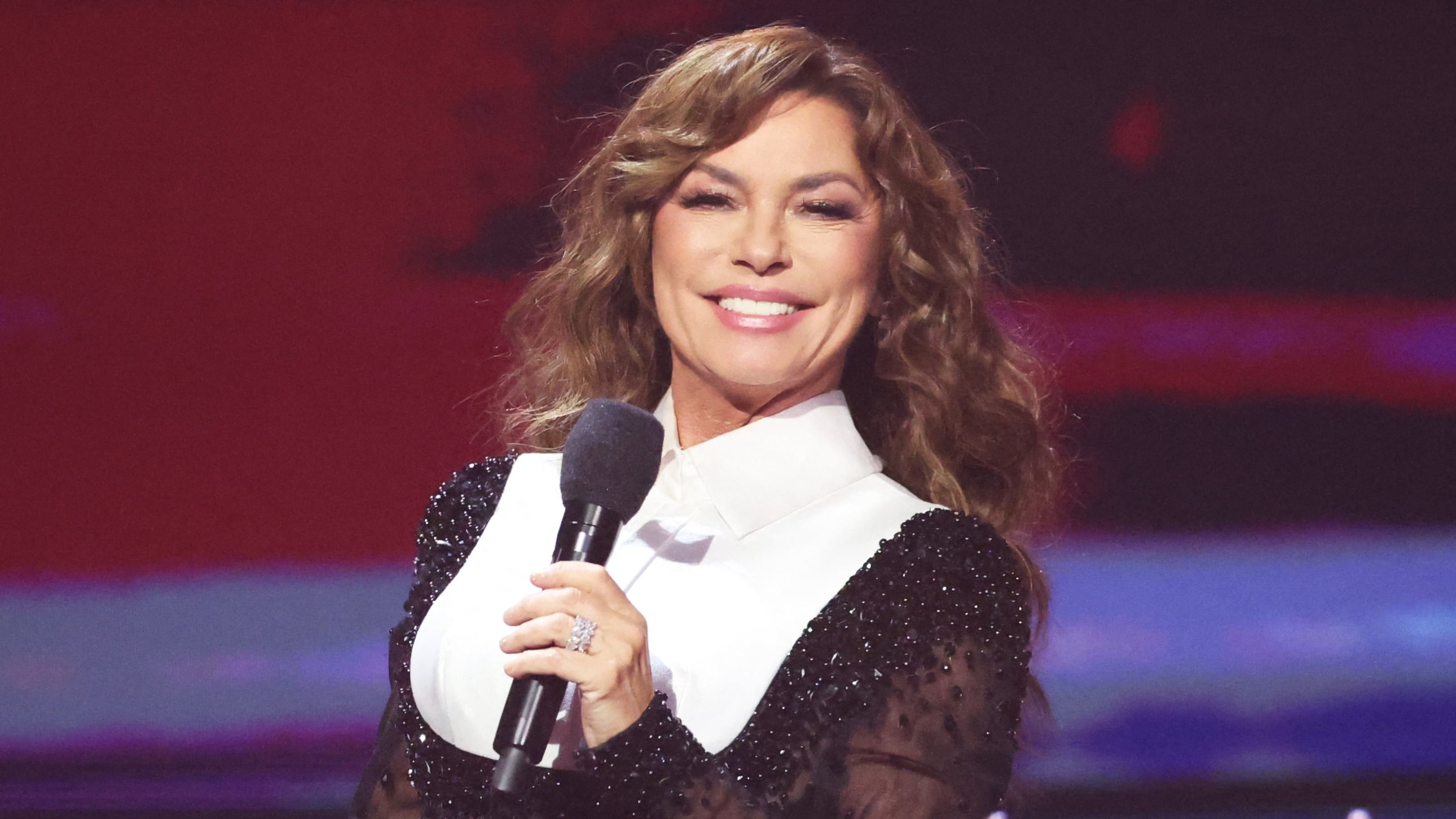 Shania Twain admits to doing 'very unhealthy things' to lose weight