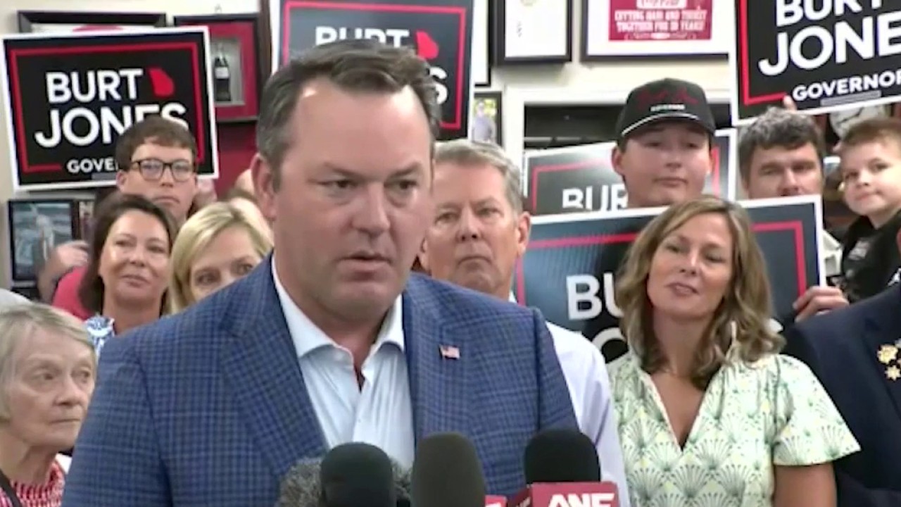 Gov. Kemp appears on campaign trail with Burt Jones, Derek Dooley