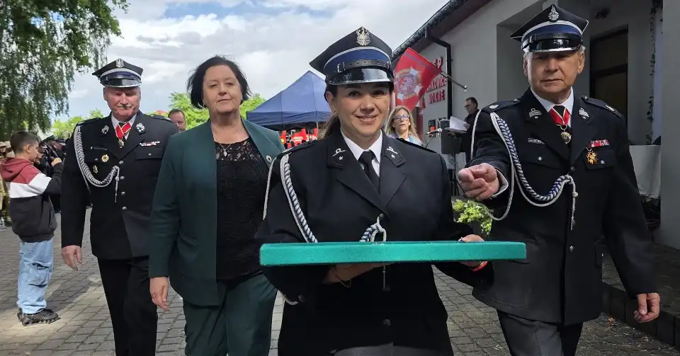 OSP w Barkowicach świętuje 70-lecie. Było poświęcenie nowego samochodu ...
