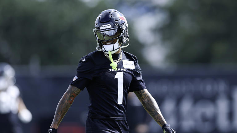 Texans WR Tank Dell sees light at the end of the tunnel in recovery ...