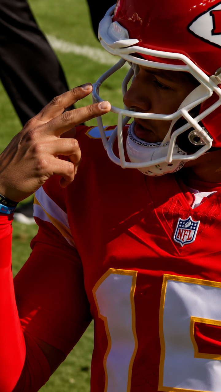Patrick Mahomes' vision is insane