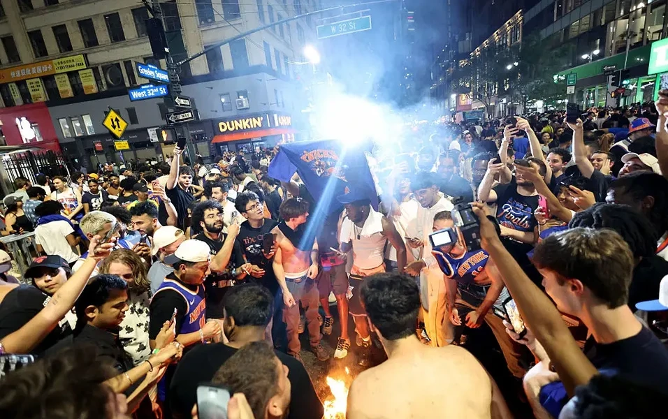 Knicks’ 53-year title sparks citywide celebrations and star tributes