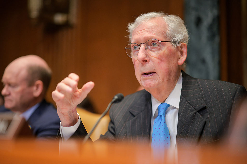 Full timeline of Mitch McConnell health issues as senator hospitalized