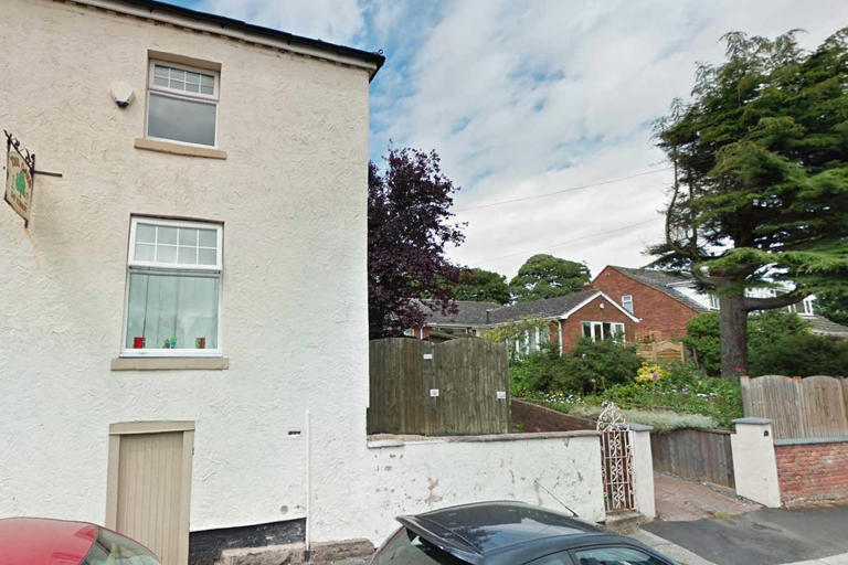 Boy, 2, rushed to hospital, 2 other children injured, after car crashes ...