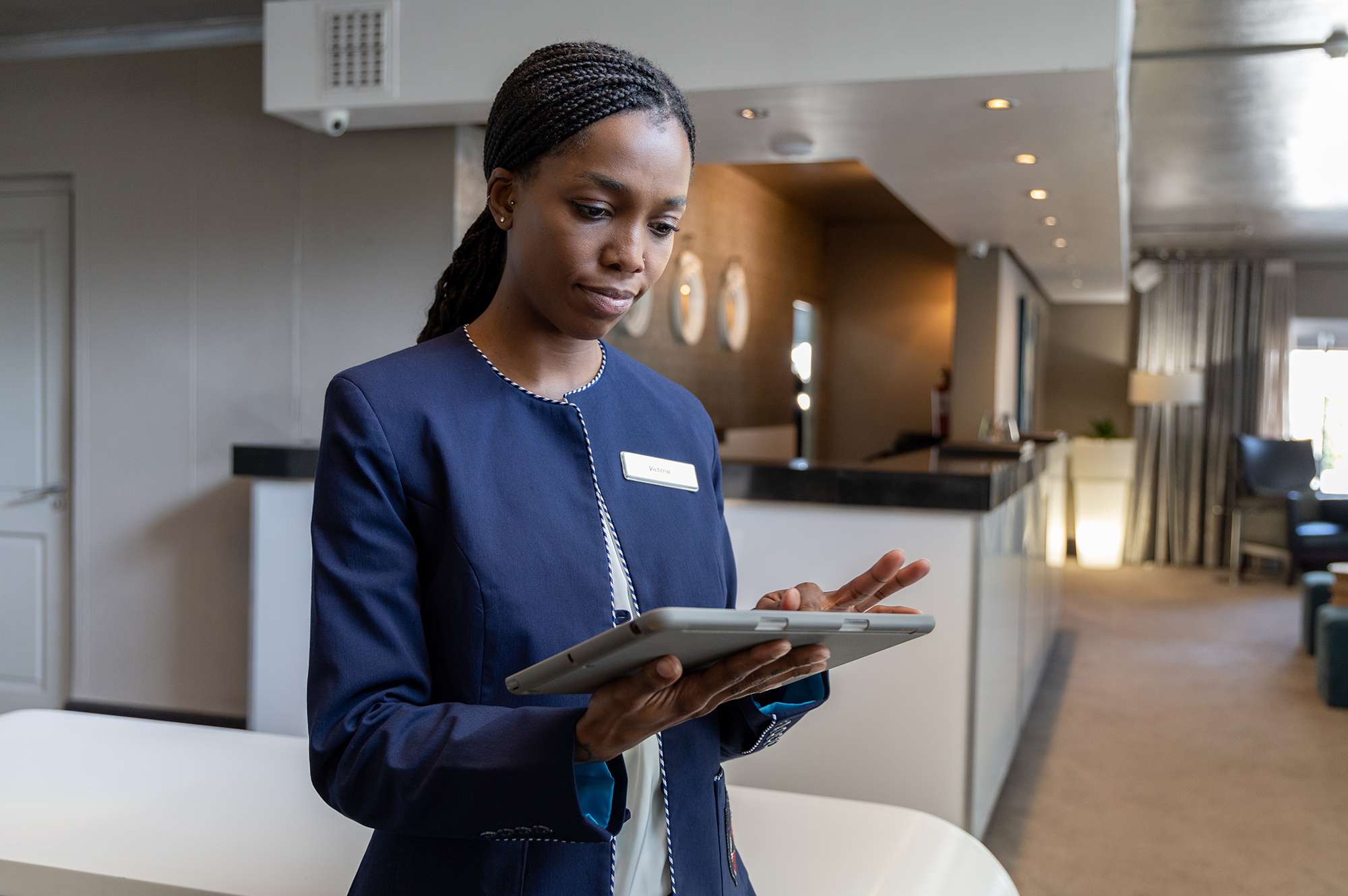 Hotel employees reveal the travel scam they’re seeing more than ever ...
