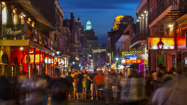 The best spooky ghost tours in America, according to online reviews