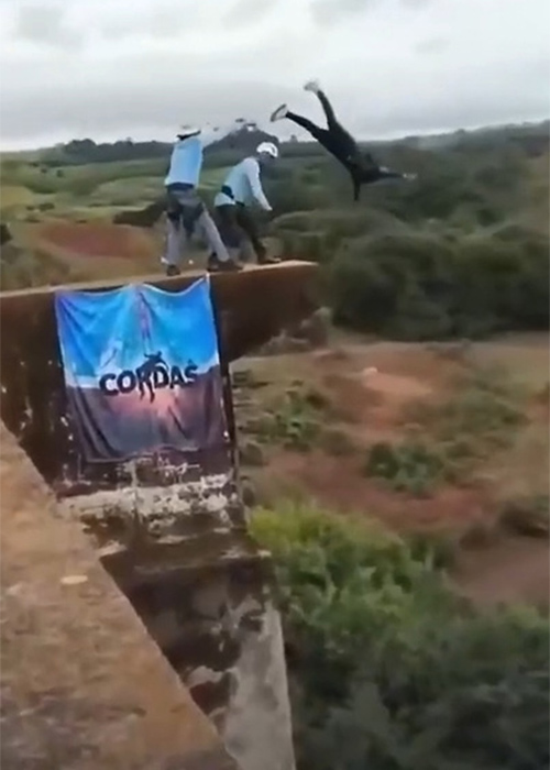 Woman dies after being thrown off rope-jumping bridge without a cord