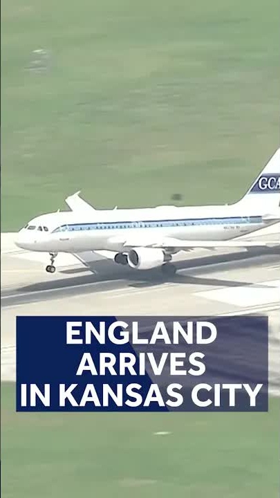 England national football team arrives in Kansas City for World Cup