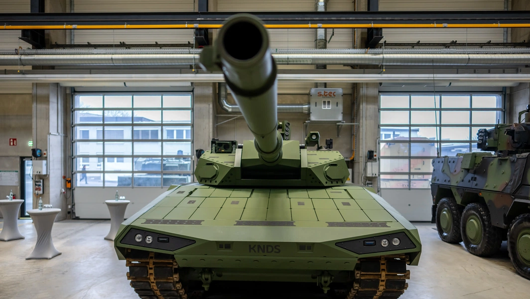 KNDS unveils CAPINT tank as Franco-German project stalls