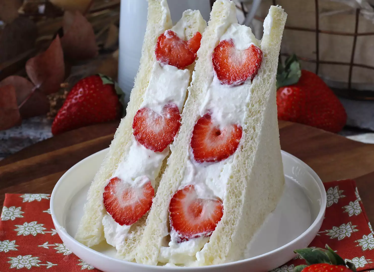 Ichigo sando, o sanduíche de morango japonês!