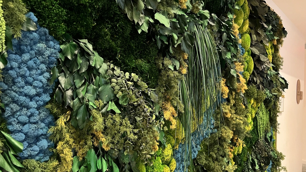 2026 home design trends favor warmth, layers, and personal touch