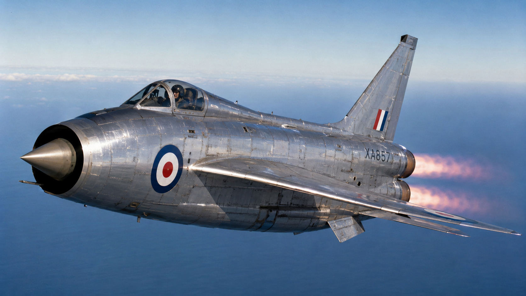 The English Electric Lightning - Britain built a Mach 2 monster and ...