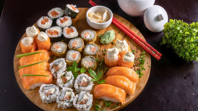 Entitled SIL stages dramatic scene at sushi restaurant to hijack nephew ...