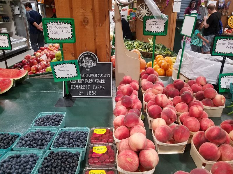 The New Jersey farm where peach season starts early July and runs all ...