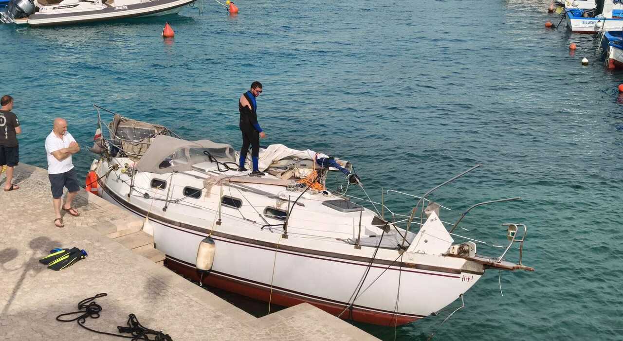 Porto Selvaggio, barca a vela alla deriva: ipotesi sbarco di migranti
