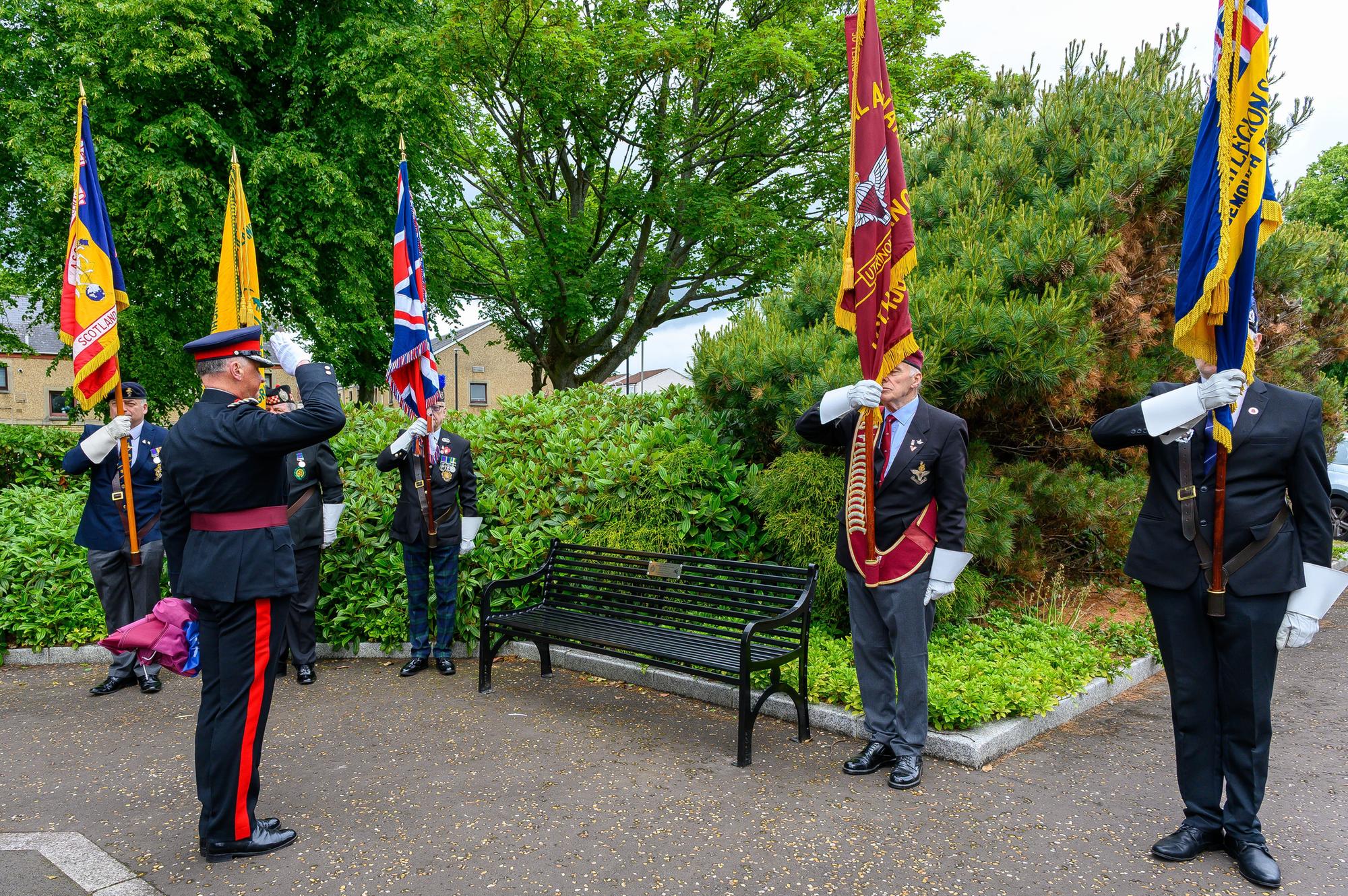 In pictures: Memorial bench unveiled in Grangemouth park to remember ...