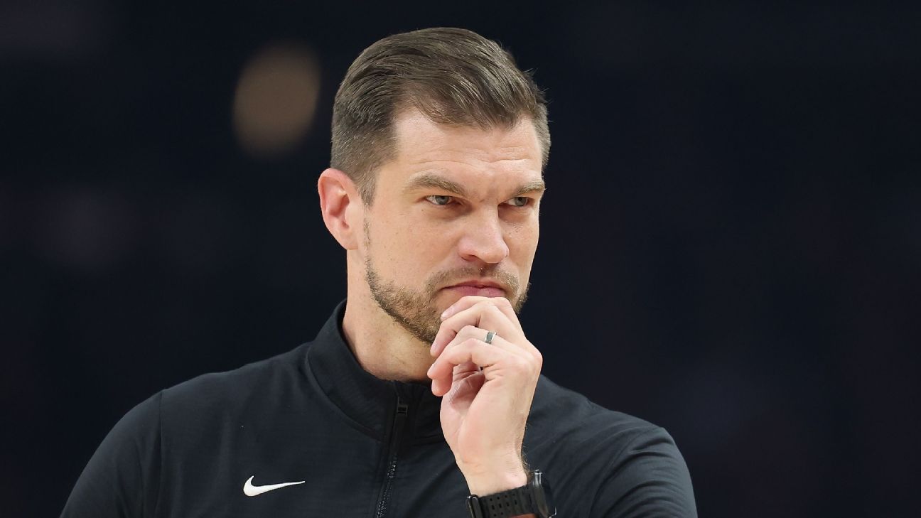 Sources: Bulls finalizing hire of Tiago Splitter as head coach