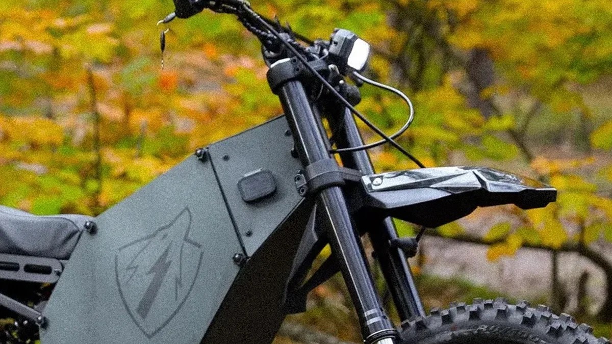 This rugged, stealthy tactical moto could be a game changer
