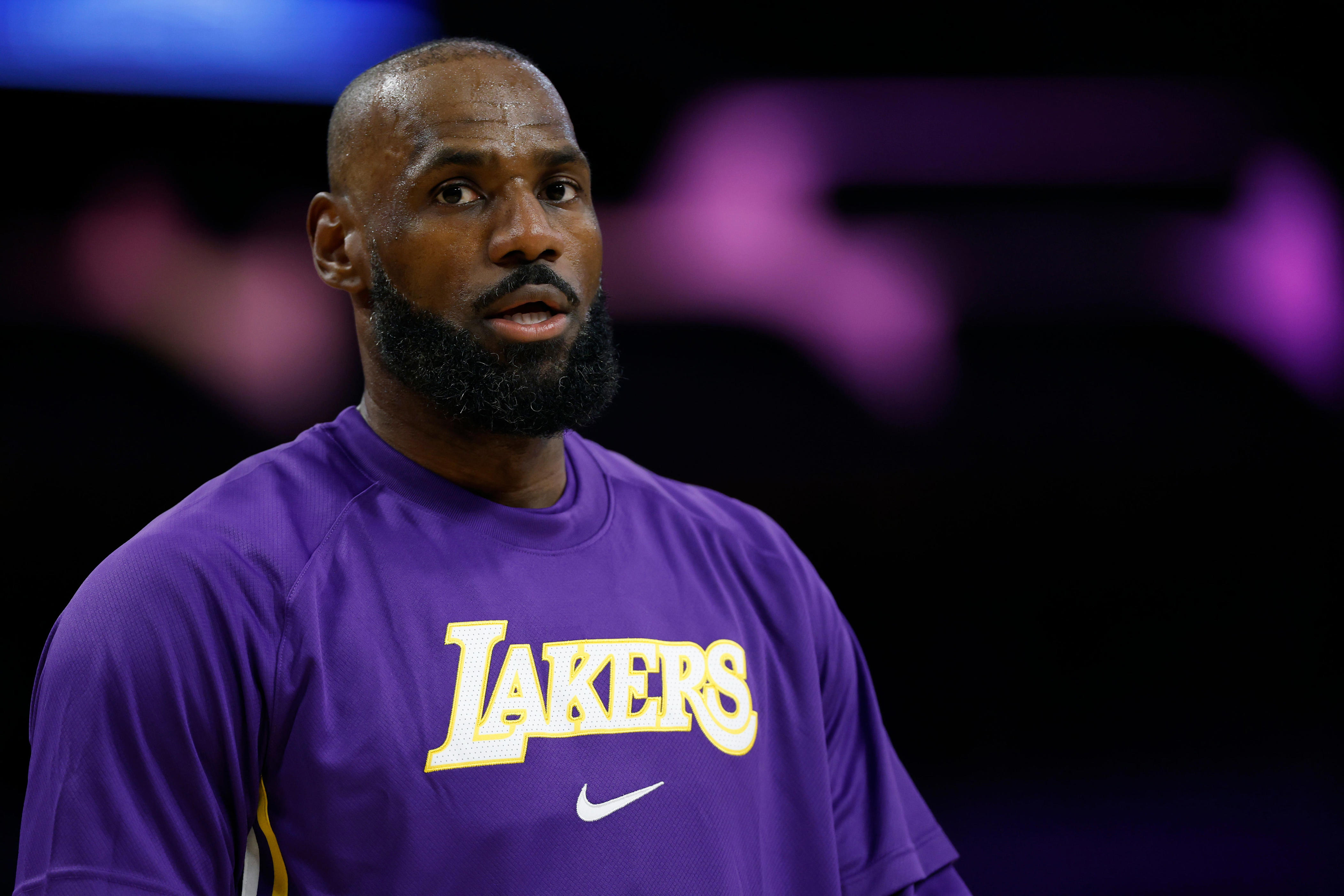 Bill Simmons says he would bet his life on LeBron going to Warriors