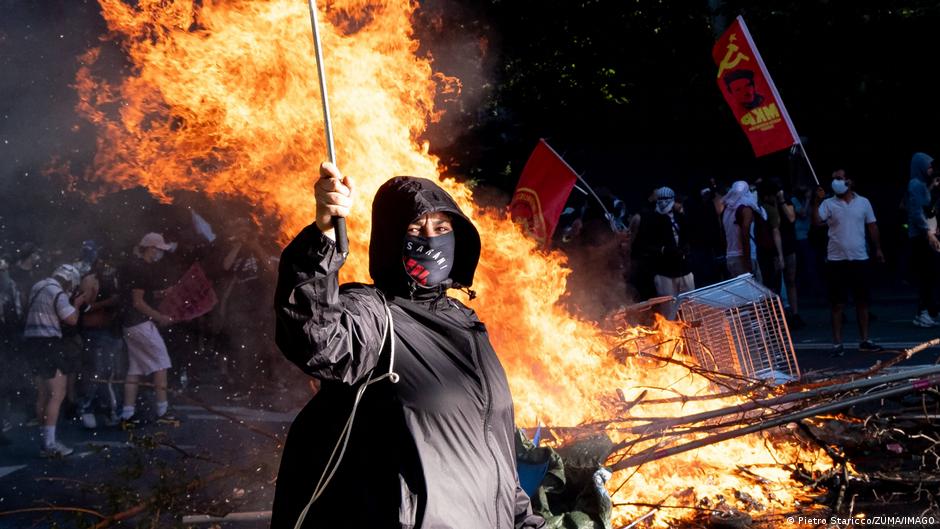 Violent riots overshadow peaceful G7 protests in Geneva