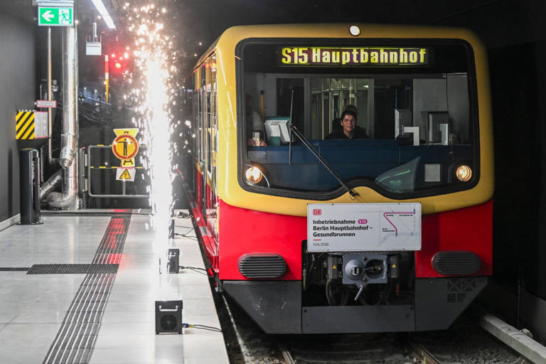 Neue S-Bahnlinie geht an den Start: S21 aber noch lange nicht fertig