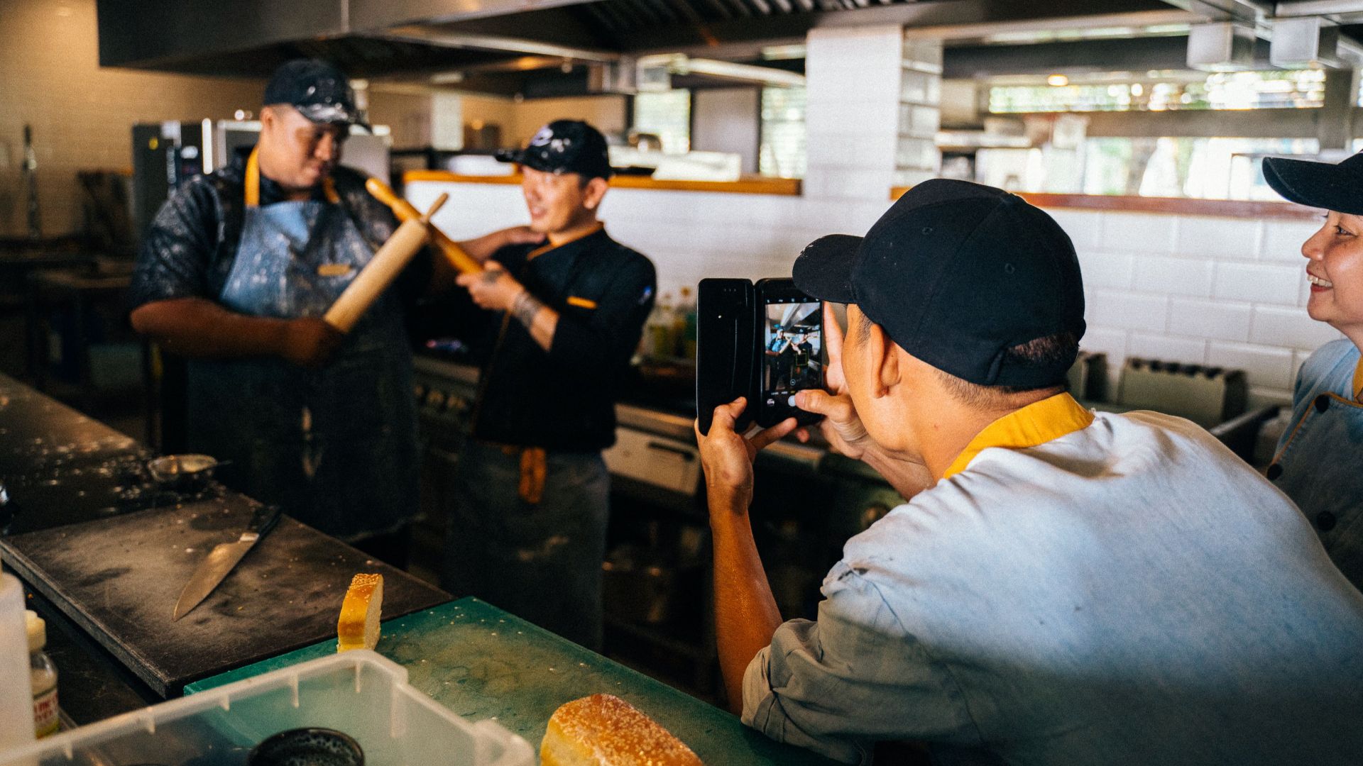 10 restaurant red flags you shouldn’t ignore & 10 signs you’ve found a gem