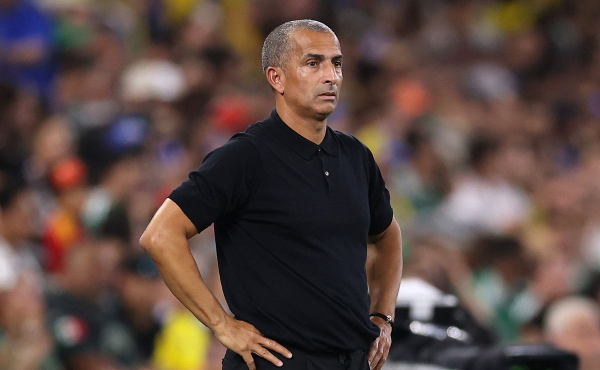 The first coach fired at 2026 World Cup: Sabri Lamouchi loses job after ...