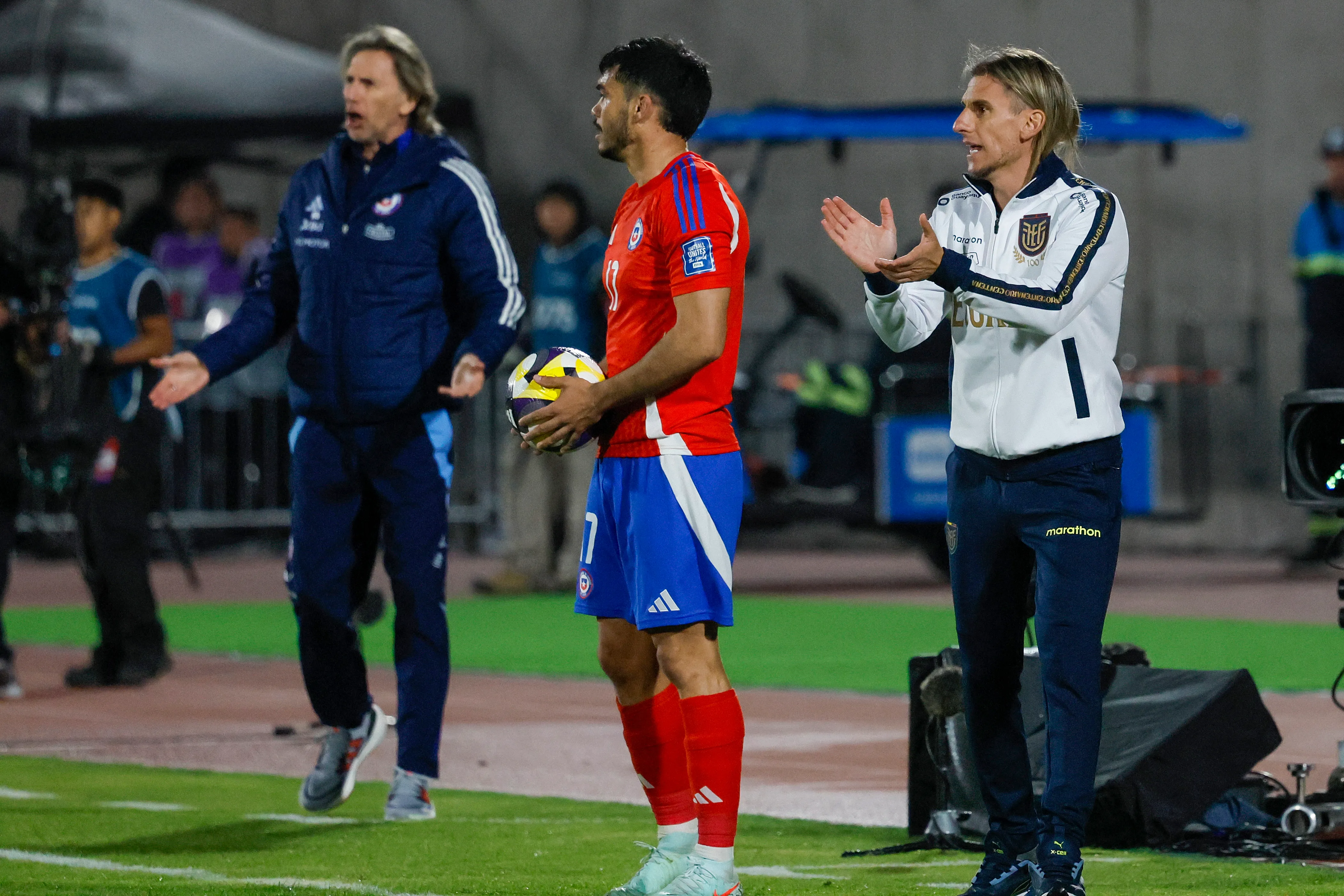 Sebastián Beccacece a Chile: Johnny Herrera le entrega las llaves de ...