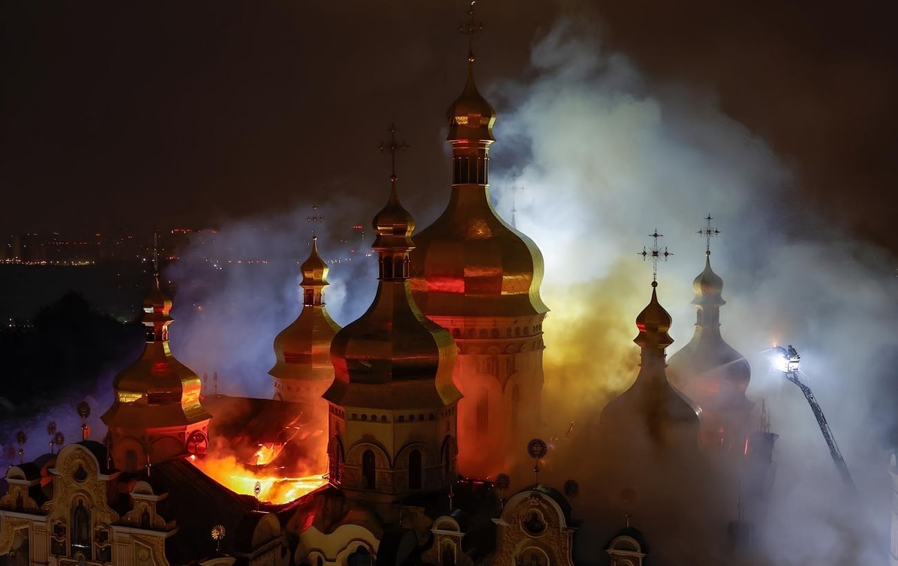 Worldwide backlash grows after Russia strikes Ukraine's Kyiv Pechersk Lavra