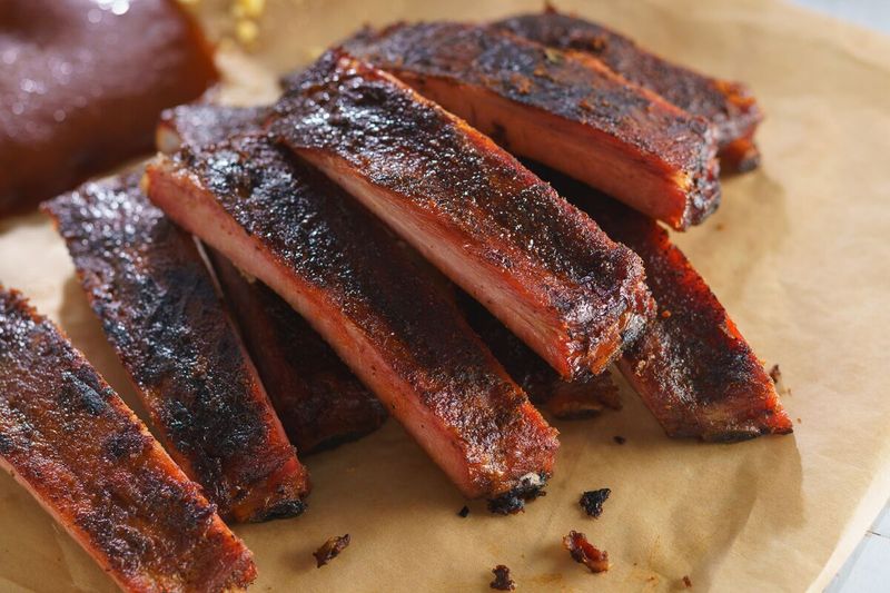 The ribs at this Iowa legend have a following that treats cross-state ...