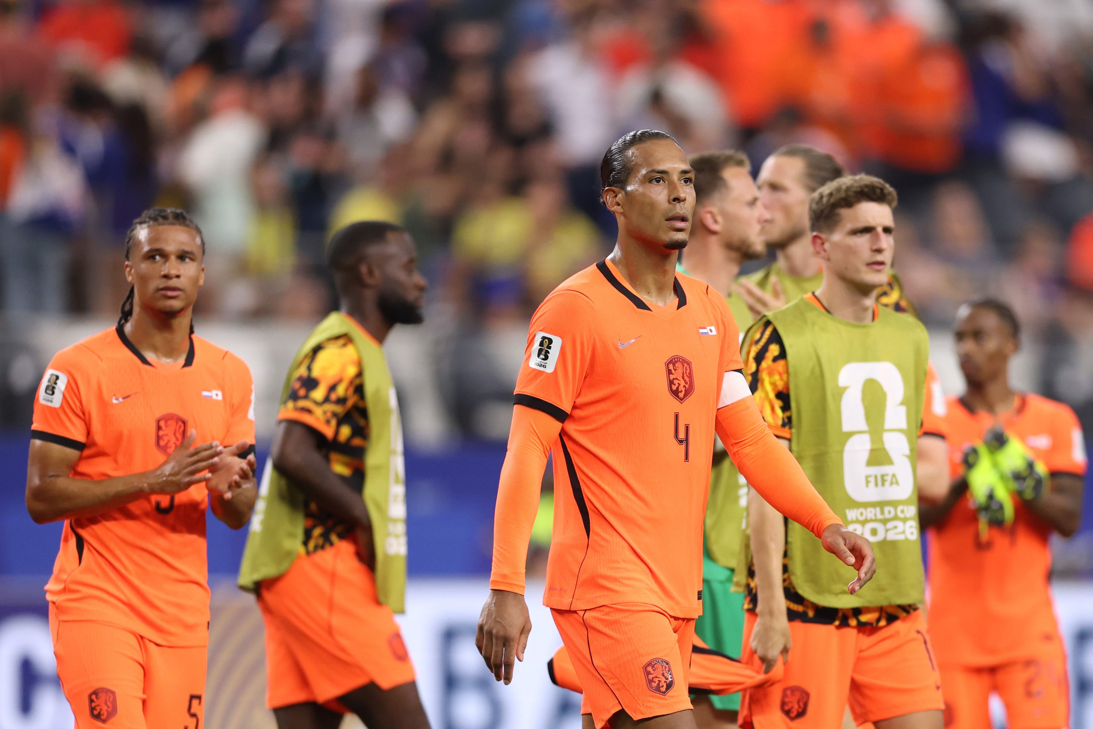 Netherlands captain Virgil van Dijk criticizes World Cup hydration breaks