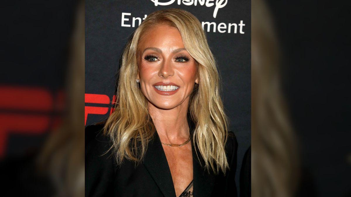 Kelly Ripa exposes embarrassing bodily function she noticed in her 50s ...